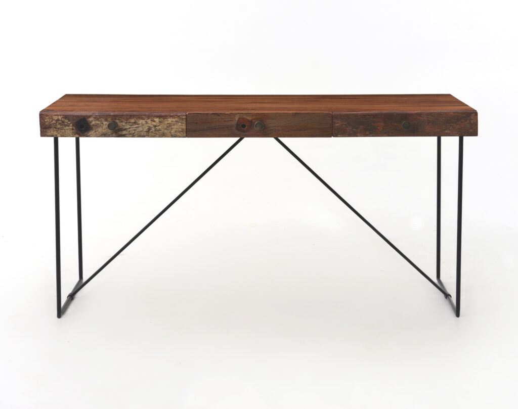 Ledger Desk – StageRight Rentals